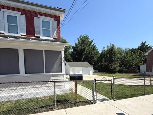 5 3rd St, Brookhaven, PA 19015