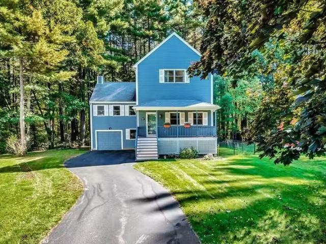 $5,400 4 Bedroom 3.5 Bathroom Charming Colonial in Peaceful.