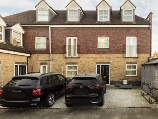5, 4, 3 Lowndes Mews, London, SW16 1NP, United Kingdom | 4 bed house for rent #167533542 | Rentberry
