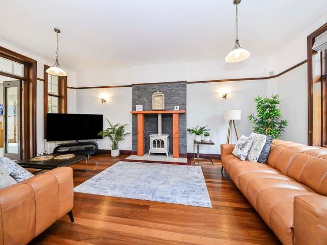£5,500 To Let