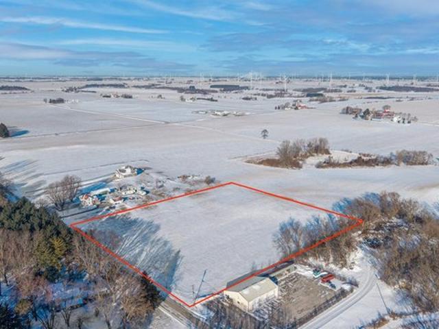 5.52 Acres Cemetery Rd, Randolph, WI 53956