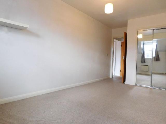 5a Hallfield Road, York