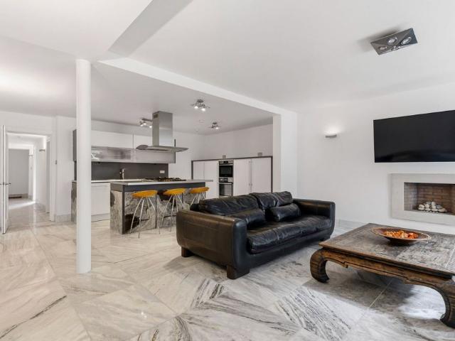 5A St. Colme Street