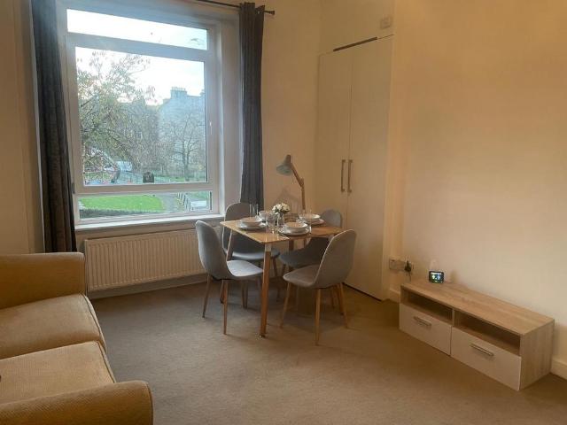 5F5 1 bed flat to rent £1,000 pcm £231 pw