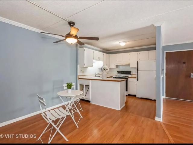 5S066 Pebblewood Lane # B9