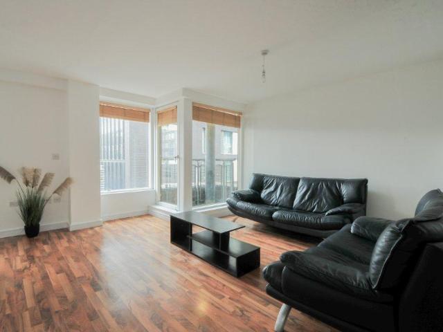 5th Floor – 2 Bed Apartment – The. 2 bed apartment to rent £1,750 pcm £404 pw