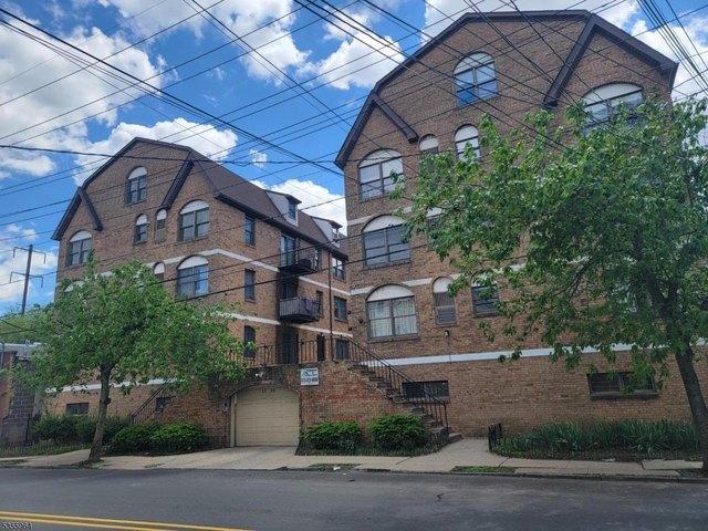63 69 Rome St, Newark, NJ 07105