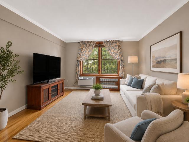63 11 Queens Blvd, Queens, NY