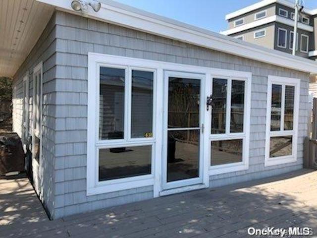 63 Thompson Ave, Ocean Beach, NY 11770 | MLS #L3289