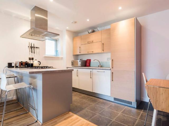 63 Tiller Road,, E14