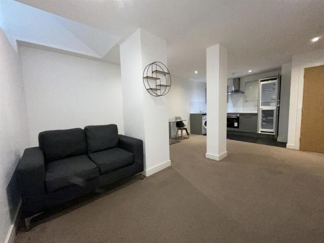 63 Vicar Lane, Bradford BD1, 1 bed flat to rent, £575 pcm | PrimeLocation