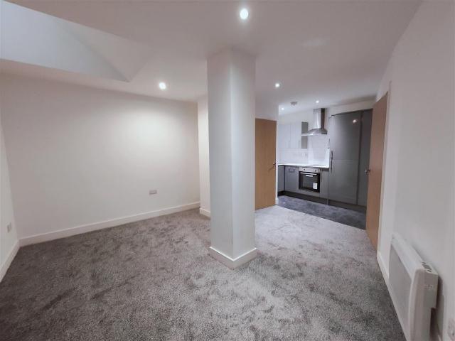63 Vicar Lane, Bradford BD1, 2 bed flat to rent, £600 pcm | PrimeLocation