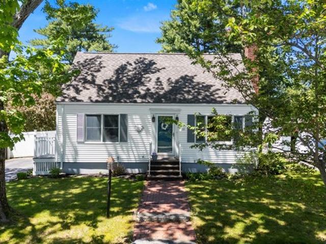 63 W Commonwealth Dr, Portland, ME 04103