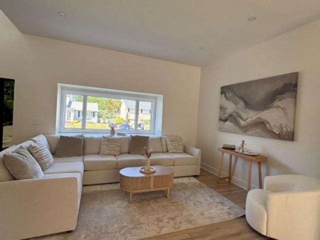 63 Westland Rd