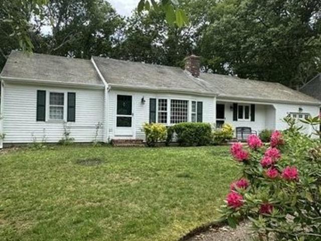 63 White Rock Rd, Yarmouth Port, MA 02675