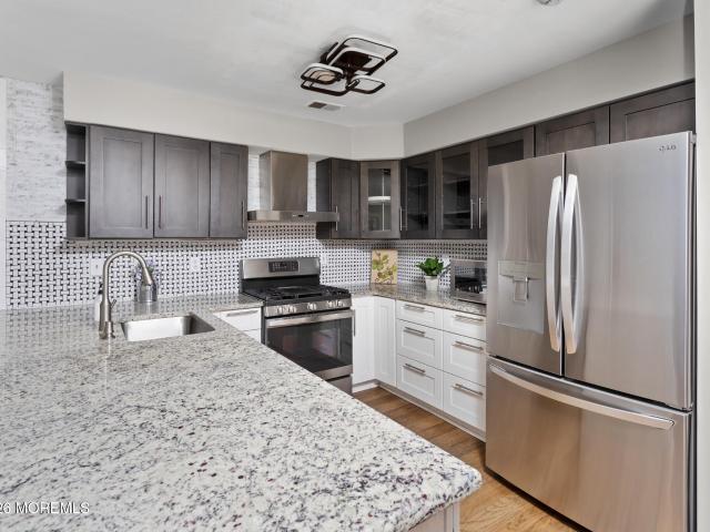 63 Winthrop Rd, Unit 63A, Monroe Township, NJ 08831 | MLS #22609 | Compass