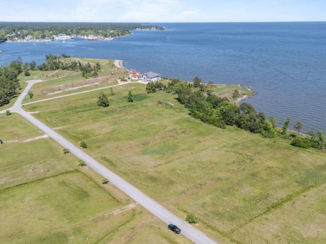 63 Wind Lake Road S # 14