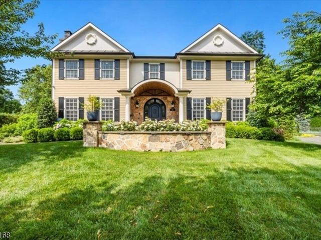 63 Addison Dr, Millburn, NJ 07078