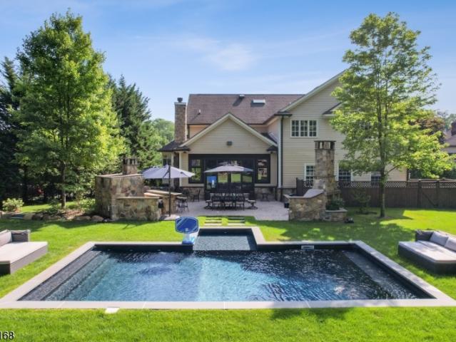 63 Addison Dr
