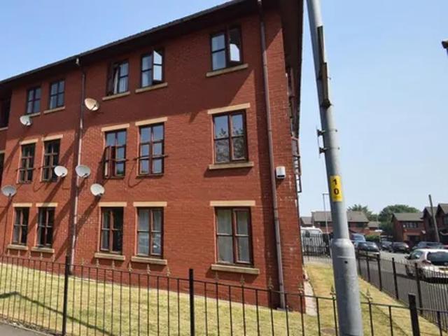 63 Ardwick Green North, Brunswick, Manchester, M12 6ER, United Kingdom | 2 bed apartment for rent #129872422 | Rentberry