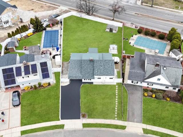 63 Blacksmith Rd, Levittown, NY 11756 | MLS #990743