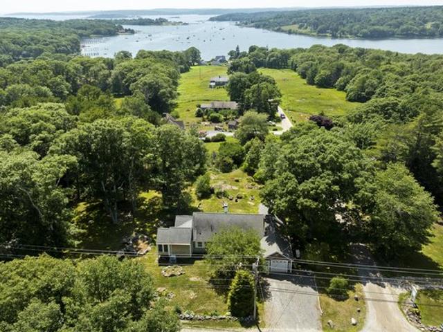 63 Bradley Hill Rd, Bristol, ME 04558