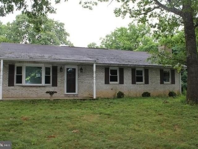 63 Carpenter Ln, Newburg, PA 17240