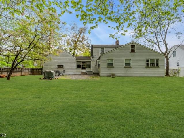 63 Cathedral Ave