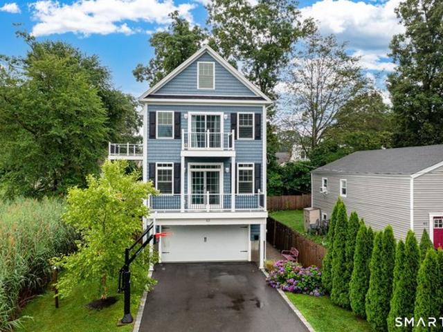 63 Chester St, Milford, CT 06460