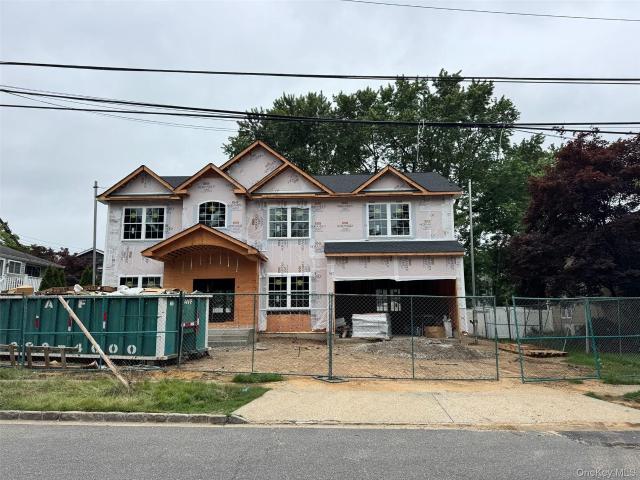 63 Church St, Syosset, NY 11791 | MLS #935337