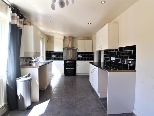 63 Cordwell Park, Shrewsbury, SY4 5BE