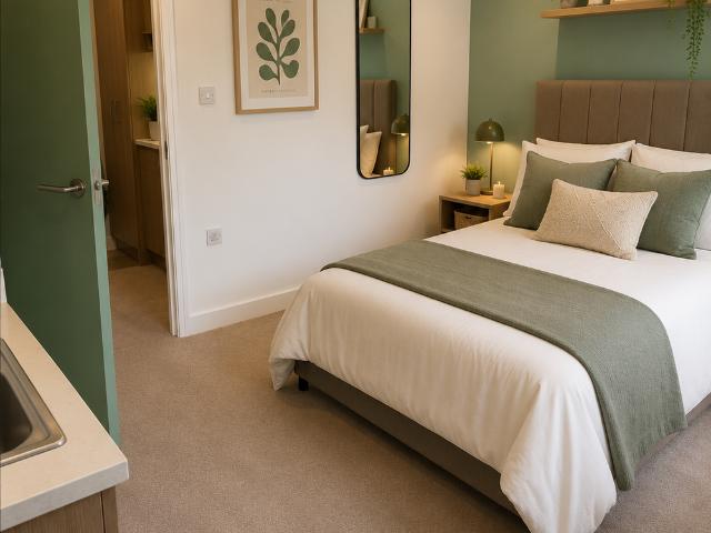 63 Coventry Road Room 10