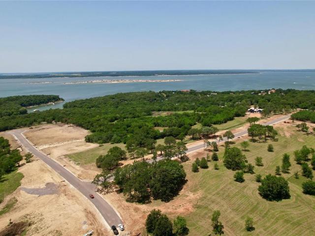 63 Crescent Dr, Pottsboro, TX 75076 | MLS #20976 | Compass