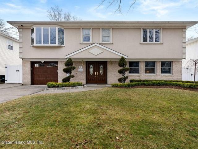 63 Dawson Cir, Staten Island, NY 10314