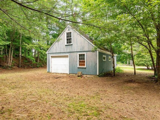 63 Drinkwater Rd, Hampton Falls, NH 03844