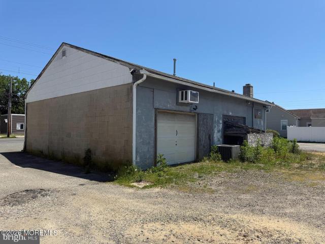 63 E Bay Avenue