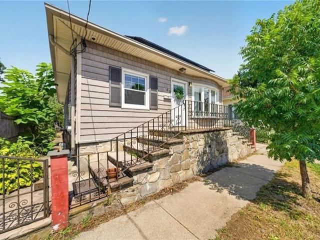63 Georgia Ave, Providence, RI 02905