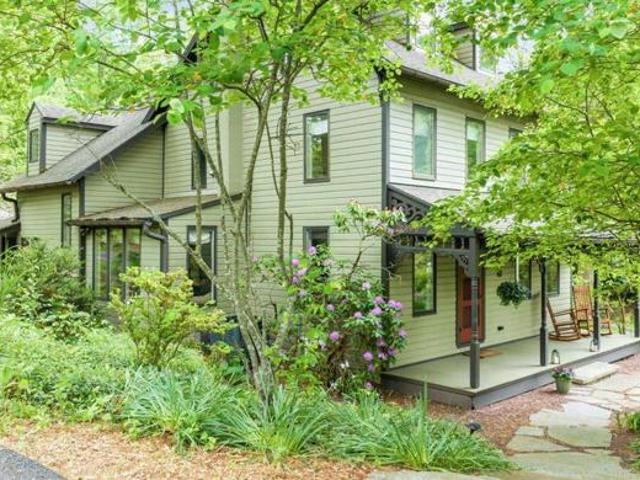 63 Hampshire Rd, Reading, PA 19608