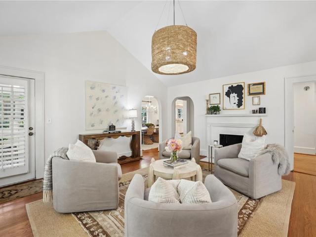 63 Honour Circle NW