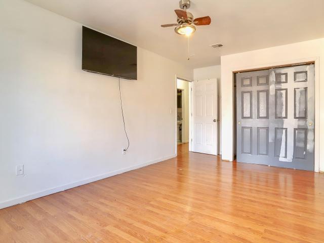 63 Hobson St
