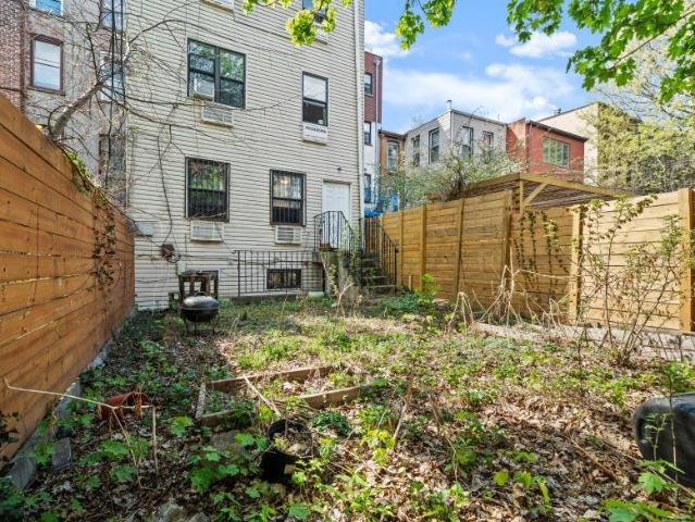 63 Jefferson Avenue