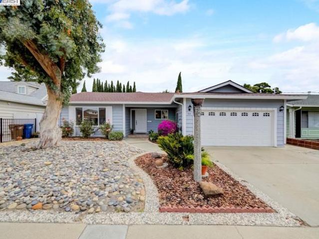 63 Lake Dr, Antioch, CA 94509