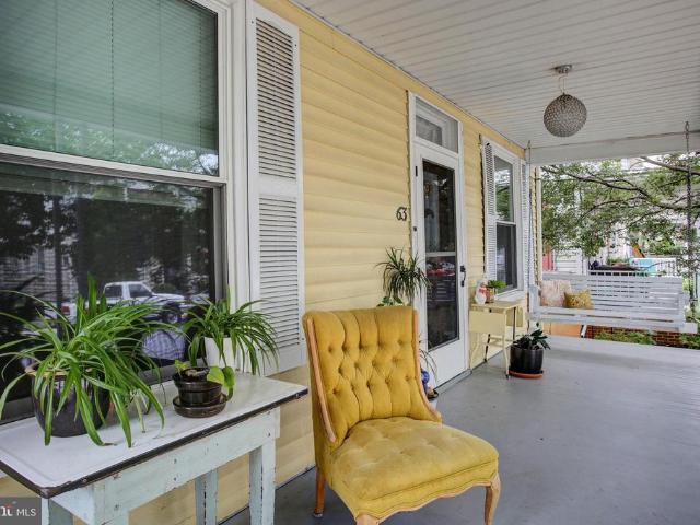 63 Linden Avenue N