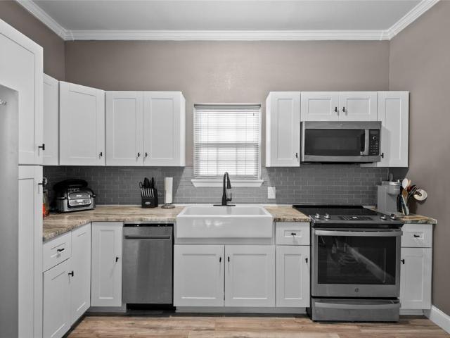 63 Live Oak St, Alvarado, TX 76009 | MLS #20885