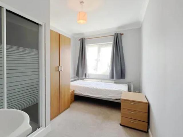 63 Malden Way, London, KT3 6DX, United Kingdom | Room for rent #166513748 | Rentberry