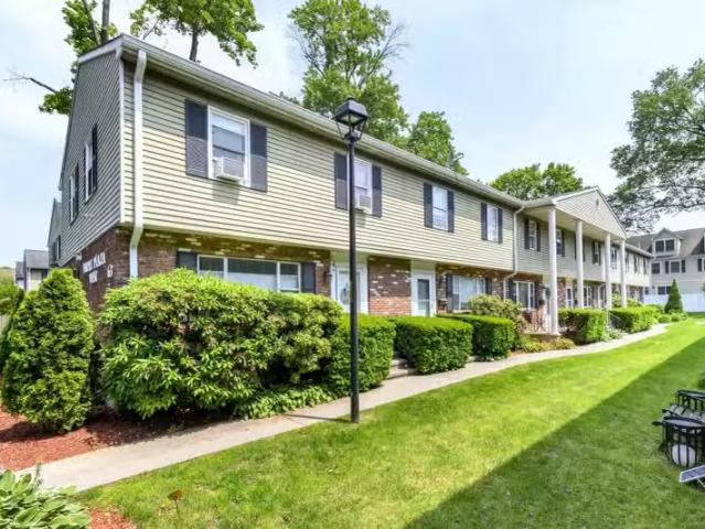 63 Maple Tree Avenue, APT D, Stamford, CT 06906