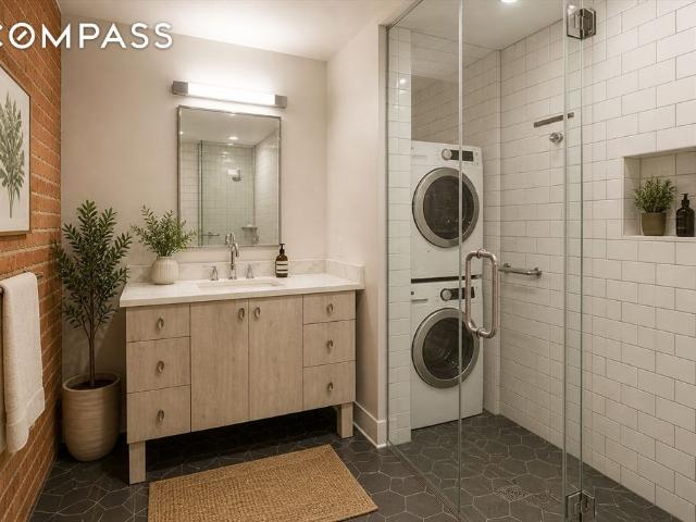 63 Melcher St 301, Boston, MA