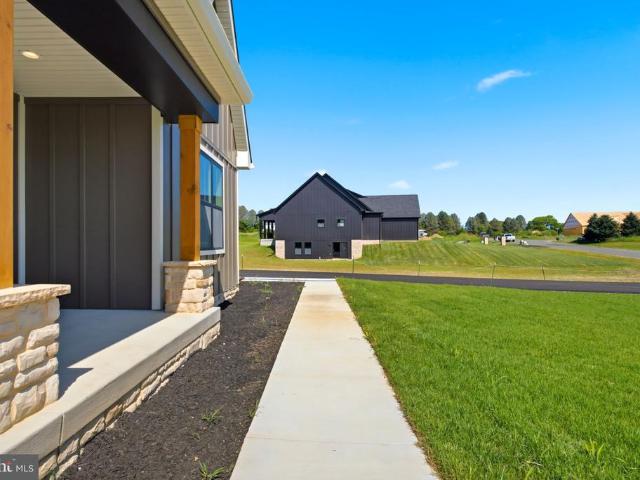 63 Mistletoe Lane # LOT 19