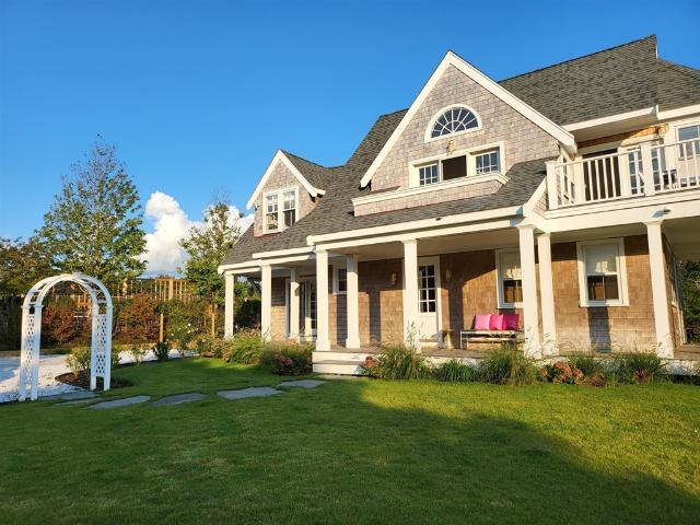 63 Monomoy Rd, Nantucket, MA 02554 | MLS #73226 | Compass