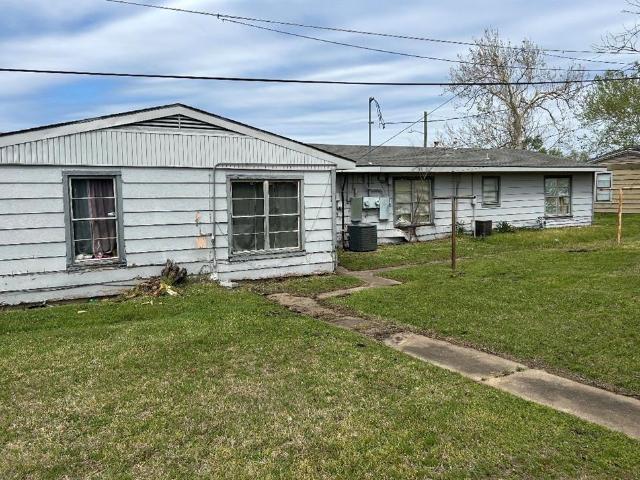63 Mundt Street # B